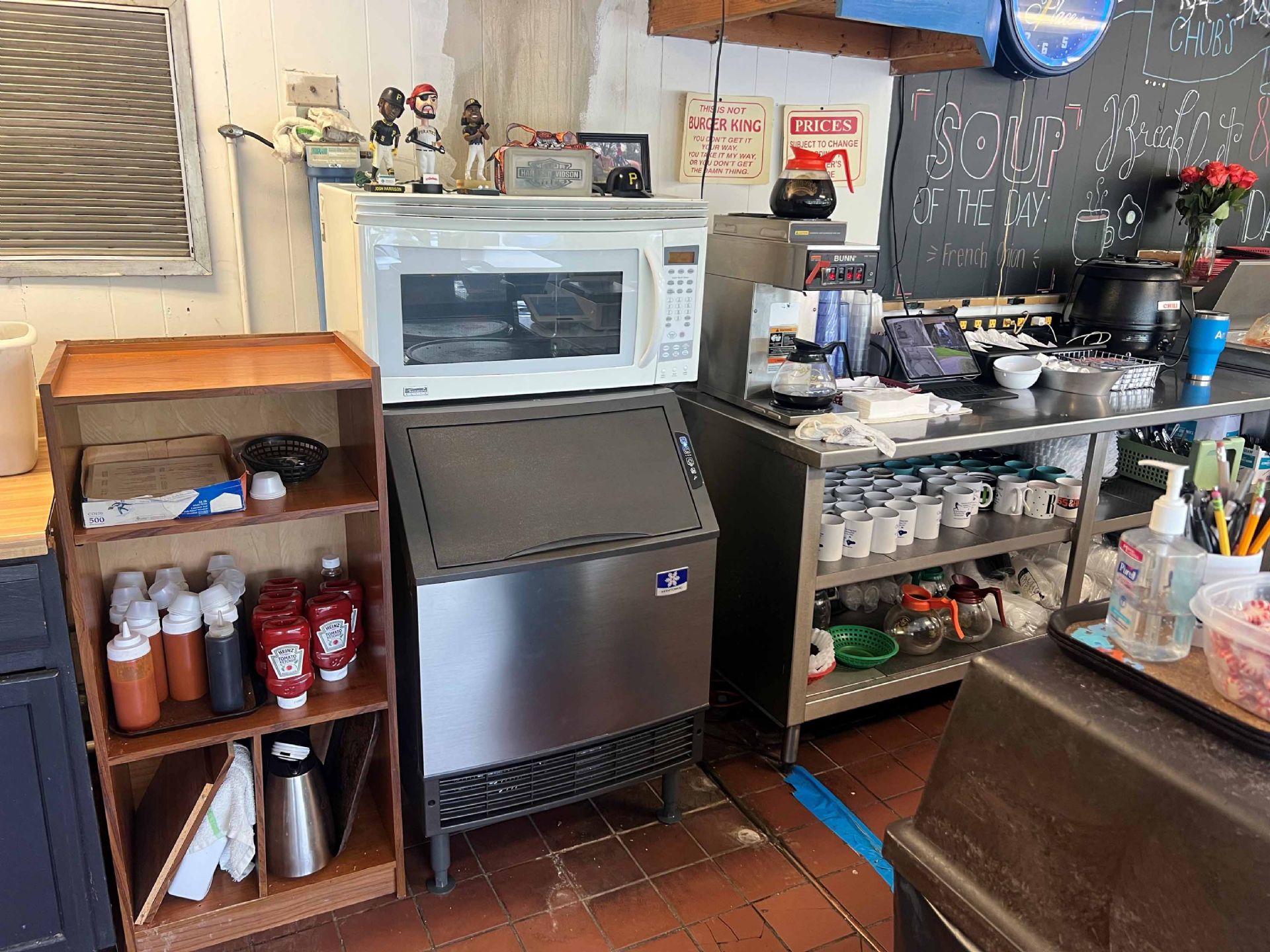 How to Choose the Right Commercial Ice Machine for Your Business